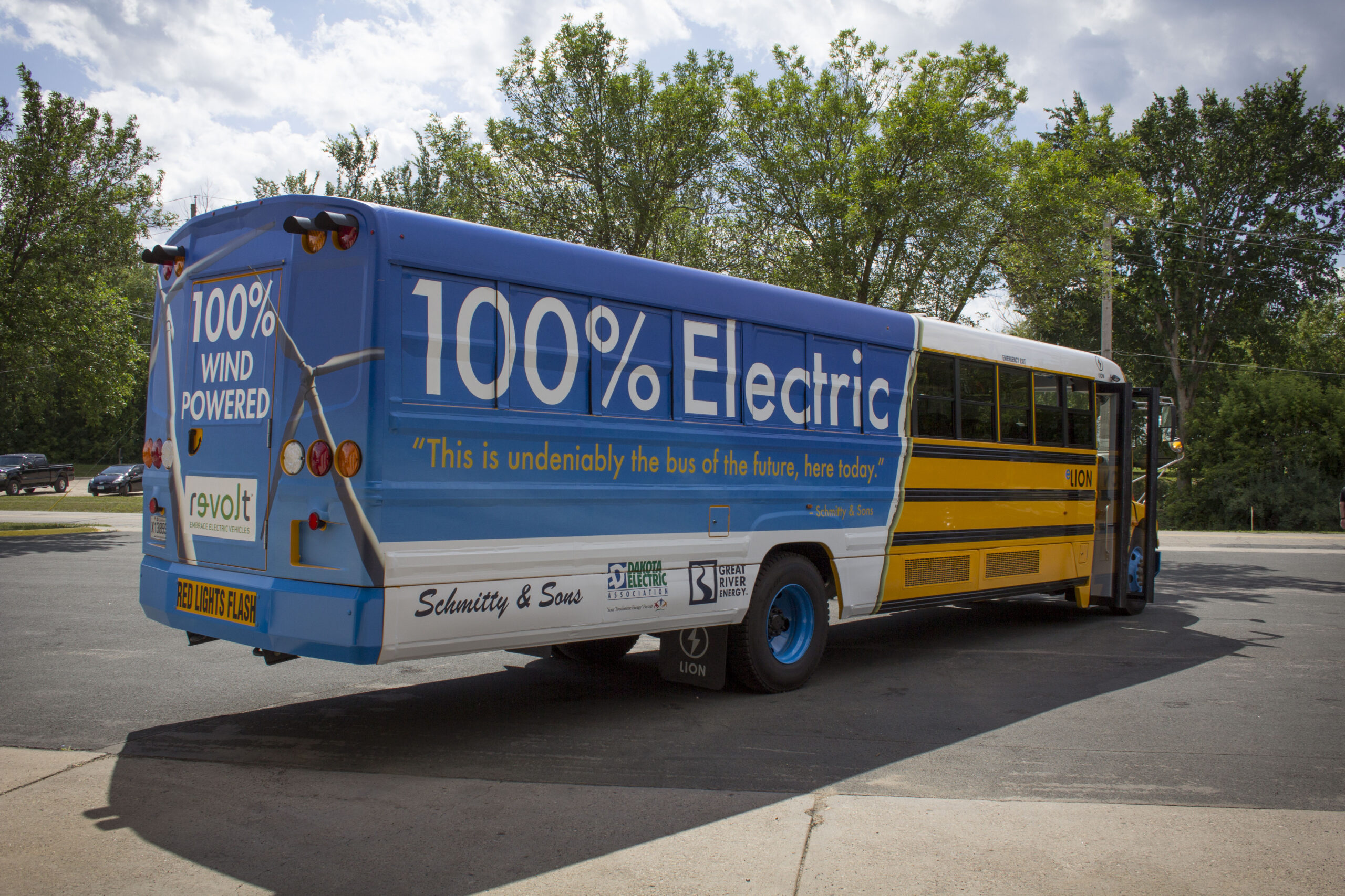 Co-ops lead national electric bus initiative - Great River Energy